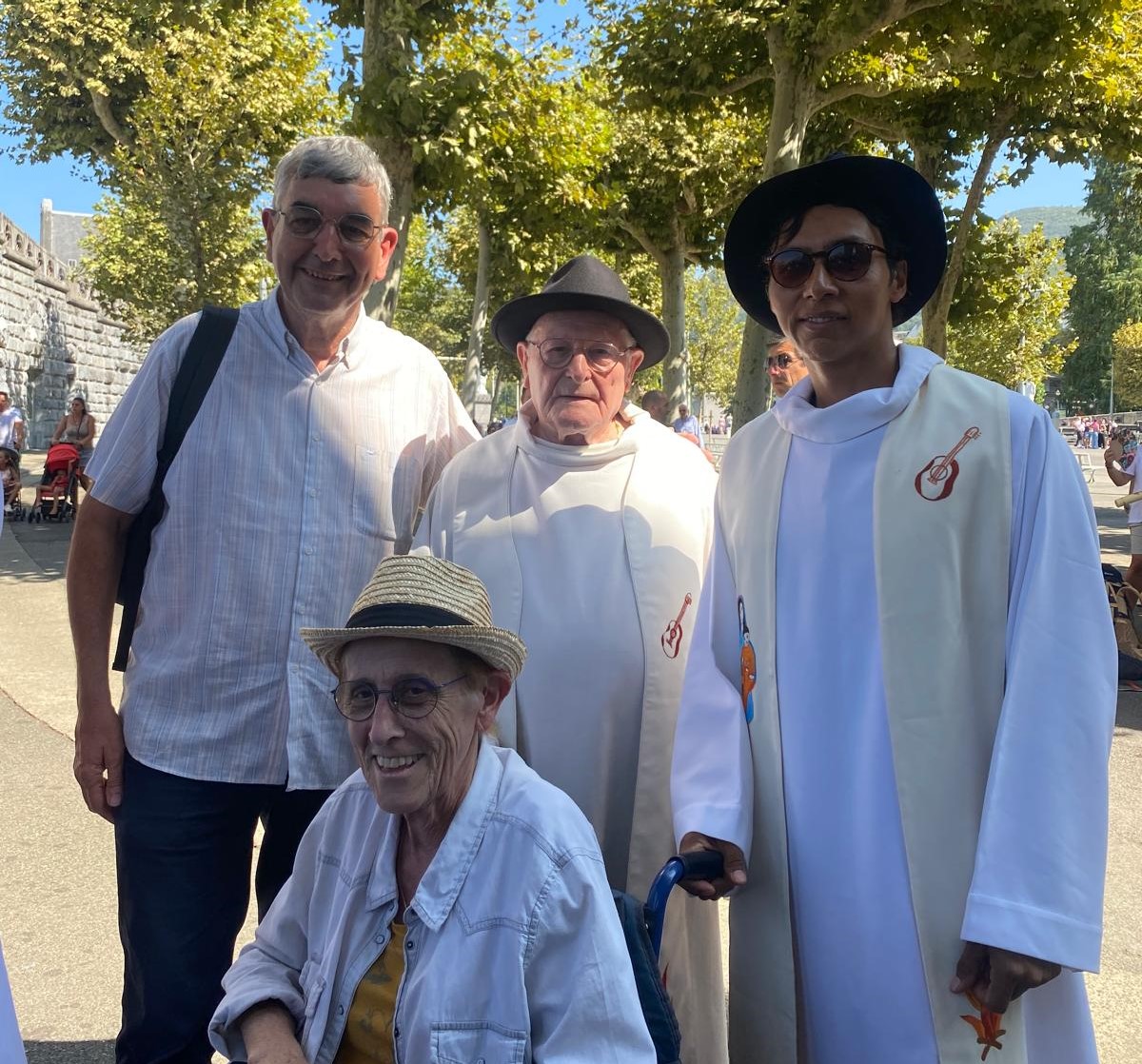 Le père Alexander Giron, nouveau délégué diocésain de la diaconie des ...